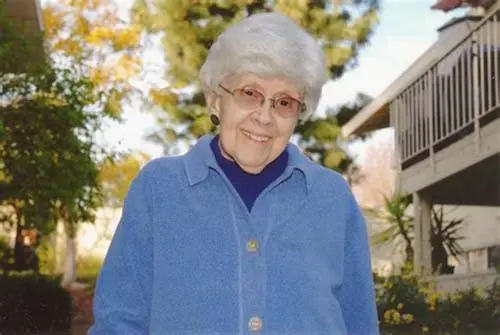 » Marcia Brown Biography | Life, Art & Illustrated Books | Golden Age ...