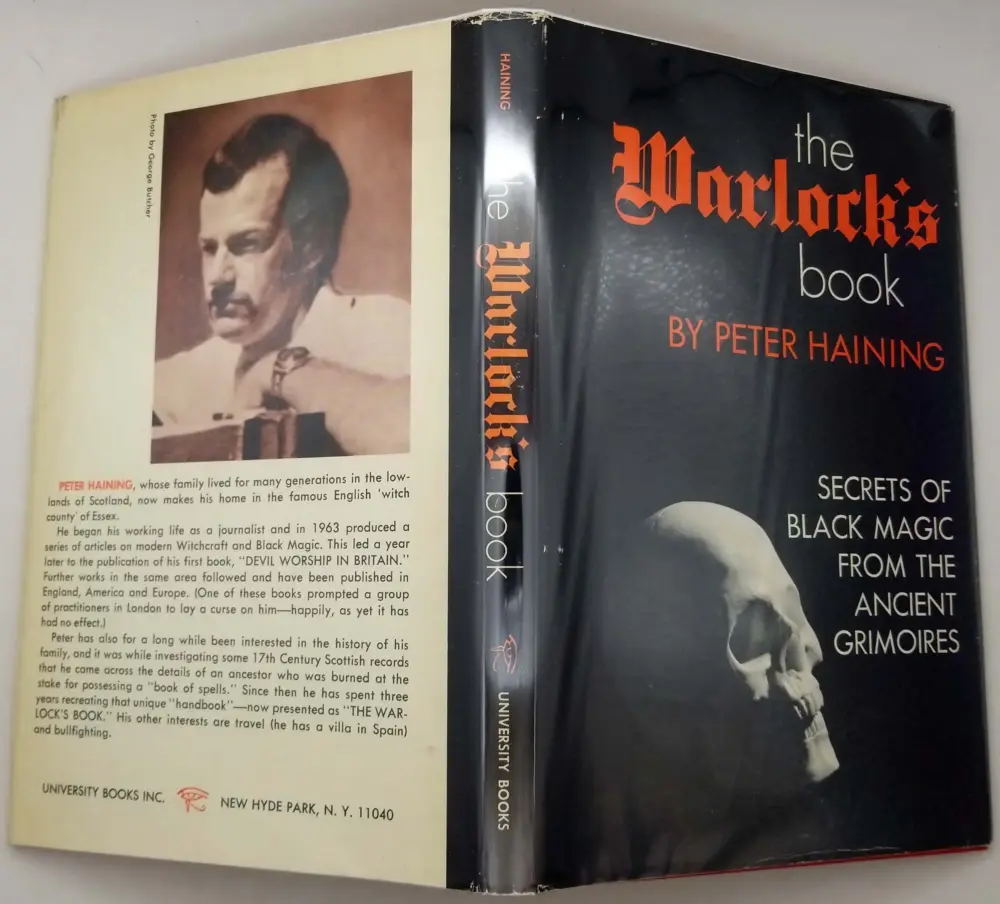 The Warlock's Book - Peter Haining [1976] | 1st Edition | nocloo Rare Books
